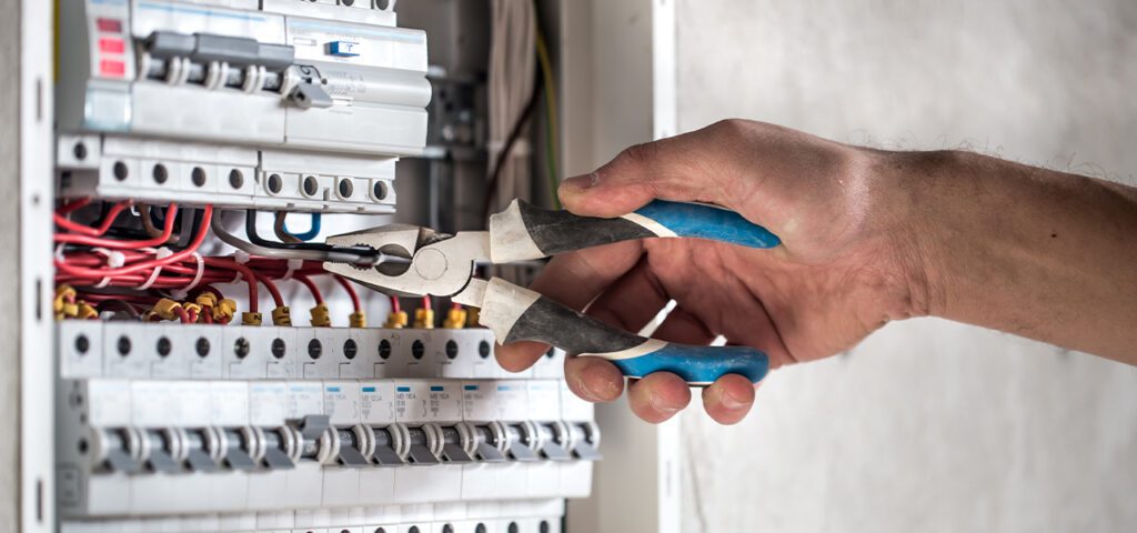 Maintenance of Electrical Installations – Facilities Management ...